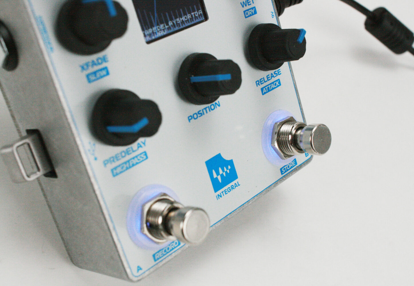 Integral Dual Convolver stompbox – Tasty Chips Electronics