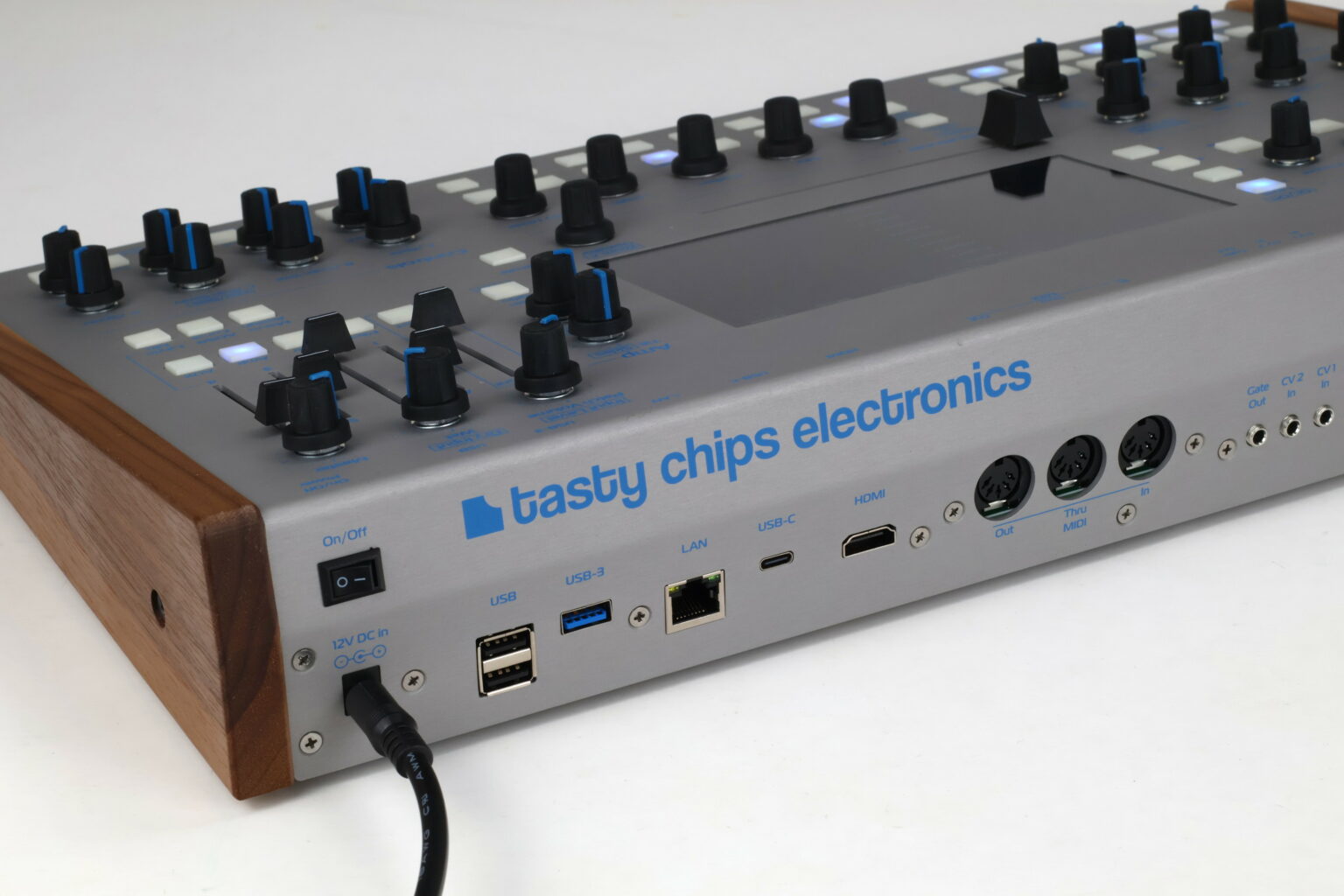 GR-Mega Granular Workstation Silver – Preorder Downpayment – Tasty Chips Electronics